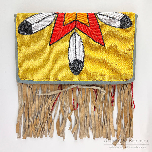 Plateau Beaded Bag With Feathers