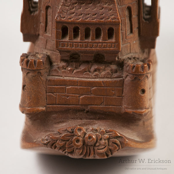 German Wood Carved Castle Pipe