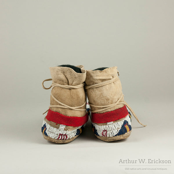 Plains High Top Beaded Moccasins